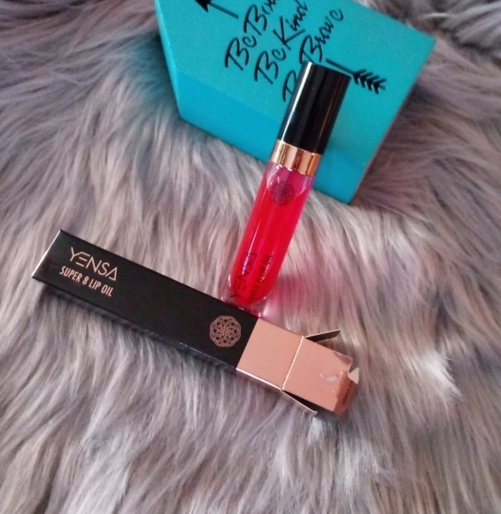 Yensa | Makeup | Yensa Super 8 Lip Oil Gloss | Poshmark